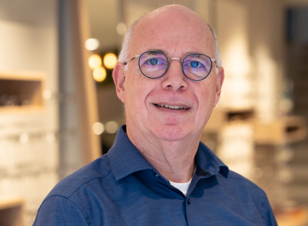 Aanstaand pensioen Rob van’ t Hof | Kruithof Optiek